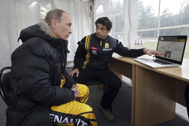 Vladimir Putin Experience The F1 Car | The Most Complete Photo Gallery