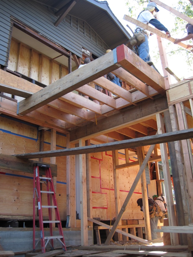 our house on the hill: Framing Second floor - Walls and Roof