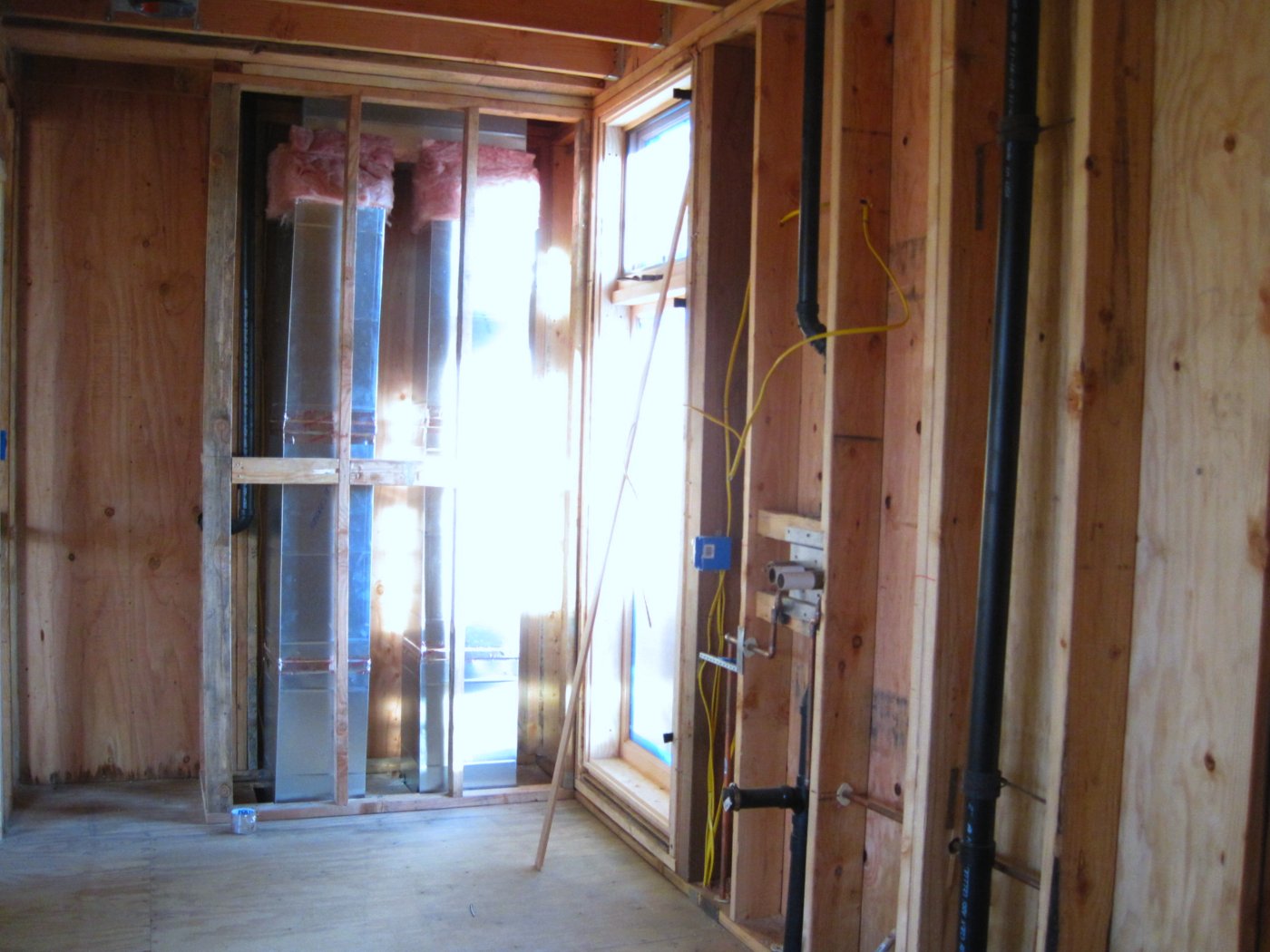 our house on the hill: Rough Framing Complete