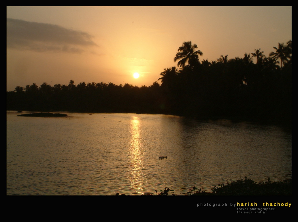 APARNA'S COLLECTION: BEAUTIFUL SUNSET NATURE PICTURES OF KERALA...AWESOME