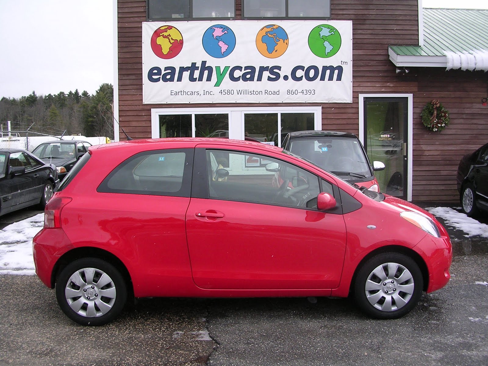 Earthy Cars Blog: EARTHY CAR OF THE WEEK: 2008 Red Toyota Yaris Hatchback
