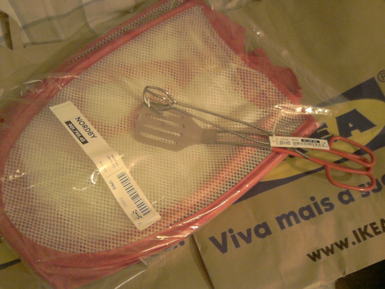 My life in notes...: Ingvar Kamprad Elmtaryd Agunnaryd ;-)