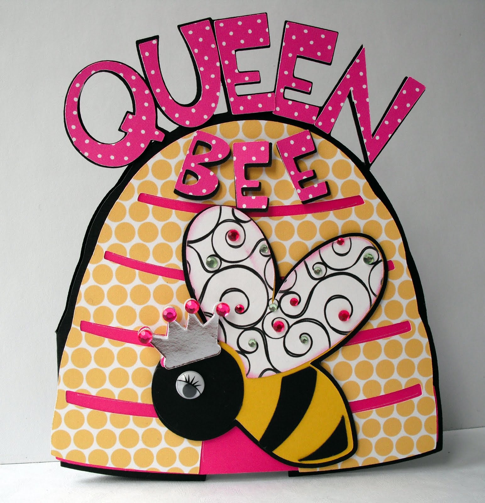 HuxtersHouse: BBTB2 Bee Challenge QUEEN BEE!
