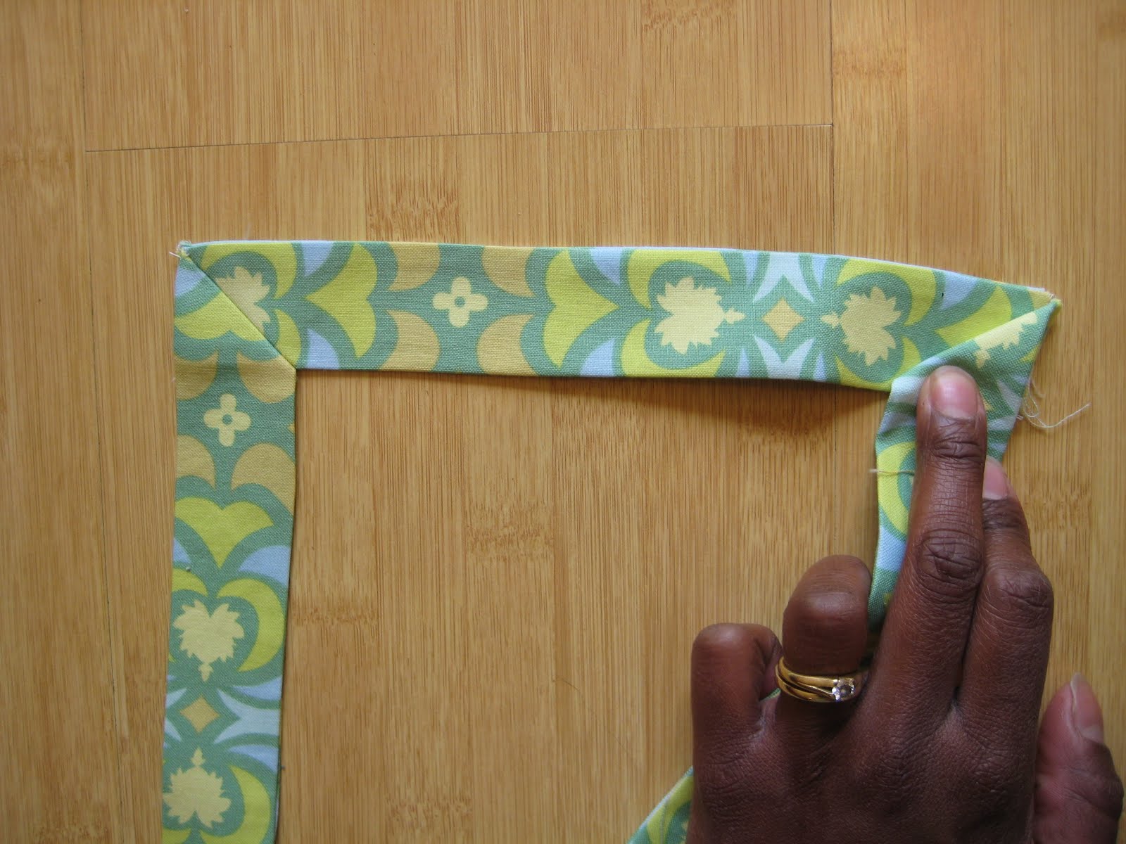 Zaaberry: Magnetic Fridge Frame Tutorial