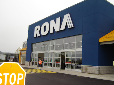 Ted in Beautiful Niagara: Rona opening 23 July,2008