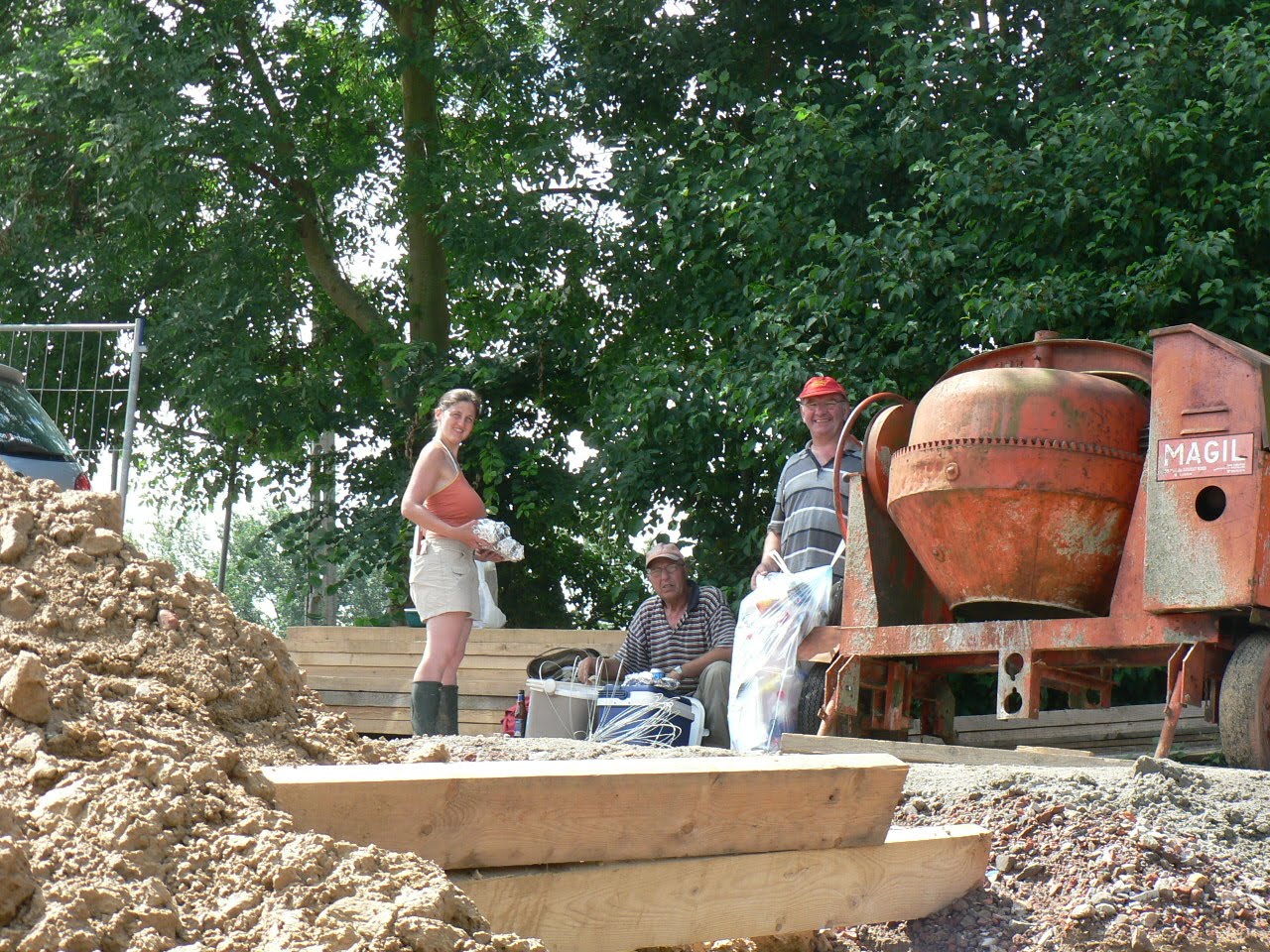 Kabouters gezocht: 12-07-10 en 13-07-10 Bekisten + pannelatten op de ...