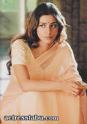 HOT INDIAN ACTRESS BLOG: TABU's Some Hot Clevage and Other Shots ...