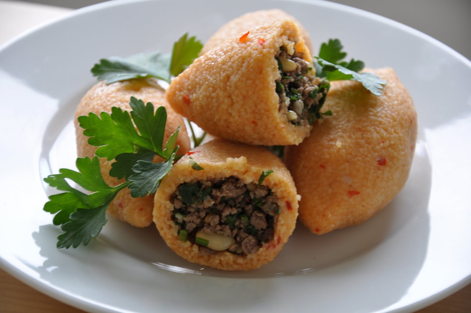 GEZGİNİN MUTFAĞI: İÇLİ KÖFTE ( HAŞLANMIŞ)