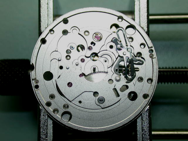 GNOMÓNICA: El calibre ETA 2892: confiable y fino caballo de batalla ...