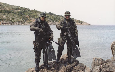 ΟΥΚ, Έλληνες και ΜΜΕ - Ας Μιλήσουμε Επιτέλους
