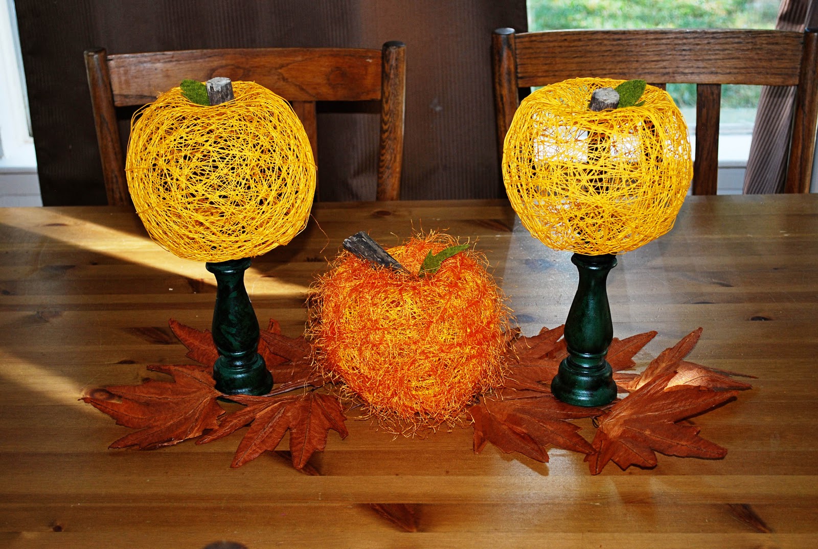 String Pumpkins: tutorial - Clumsy Crafter