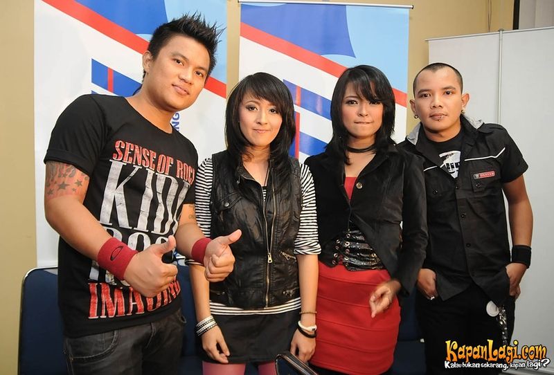 POWER OF INDONESIAN ROCK! | KERABAT KOTAK BANDA ACEH