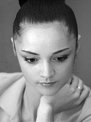 **k0oniii**: Biografia Anna Bessonova