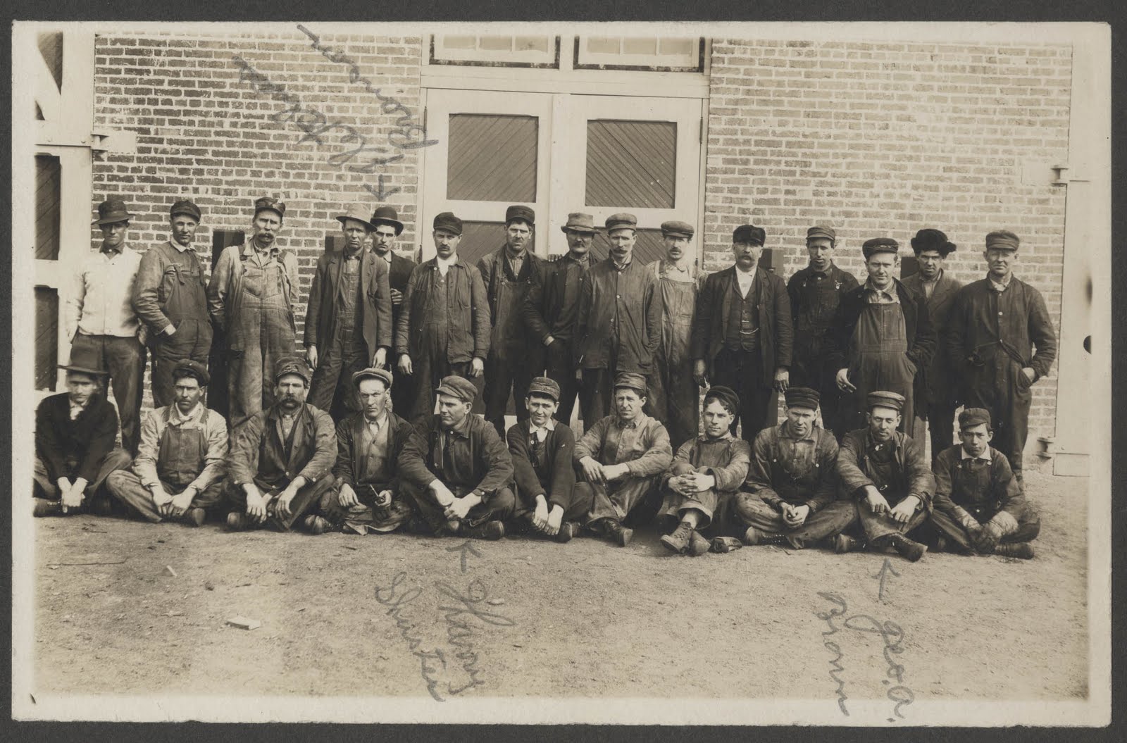 Banditphotographer Blog: 2 vintage worker photos