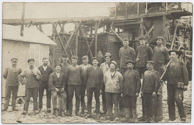 Banditphotographer Blog: 2 vintage worker photos