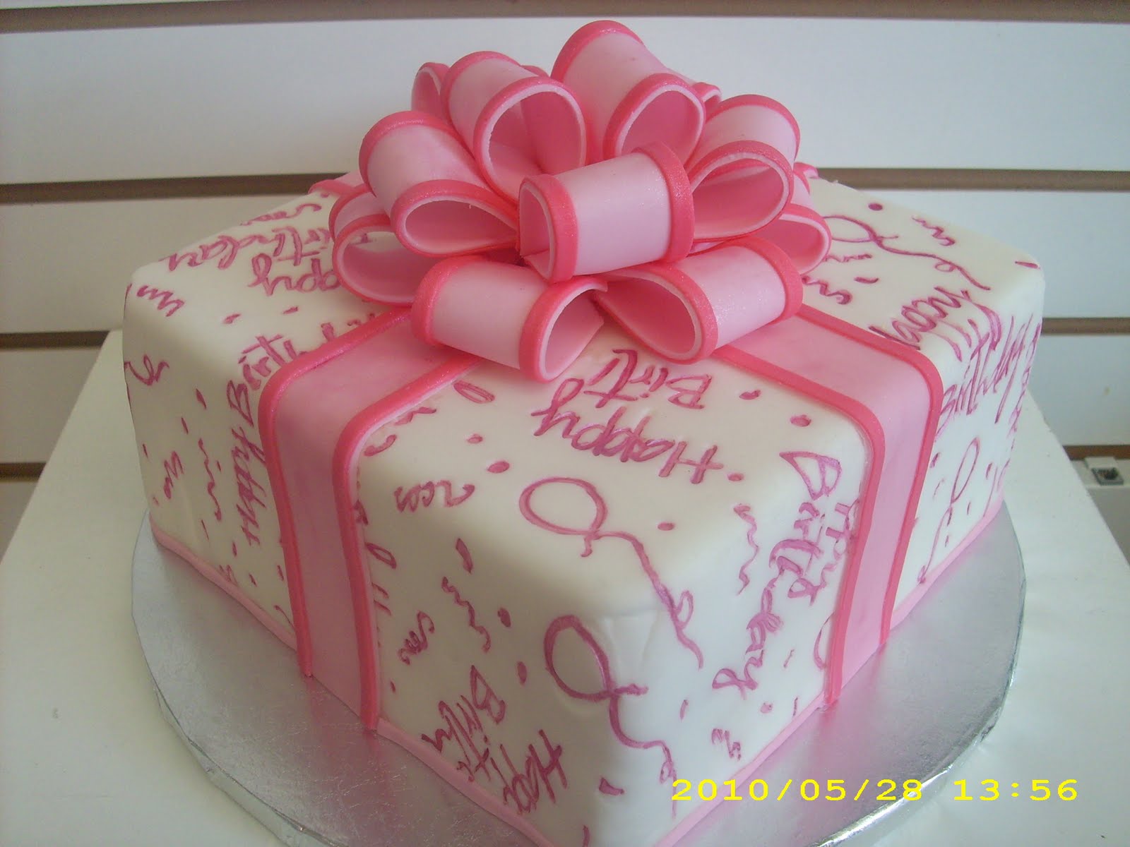 Cake-A-Thon: Gum Paste and Fondant Wilton Method Course