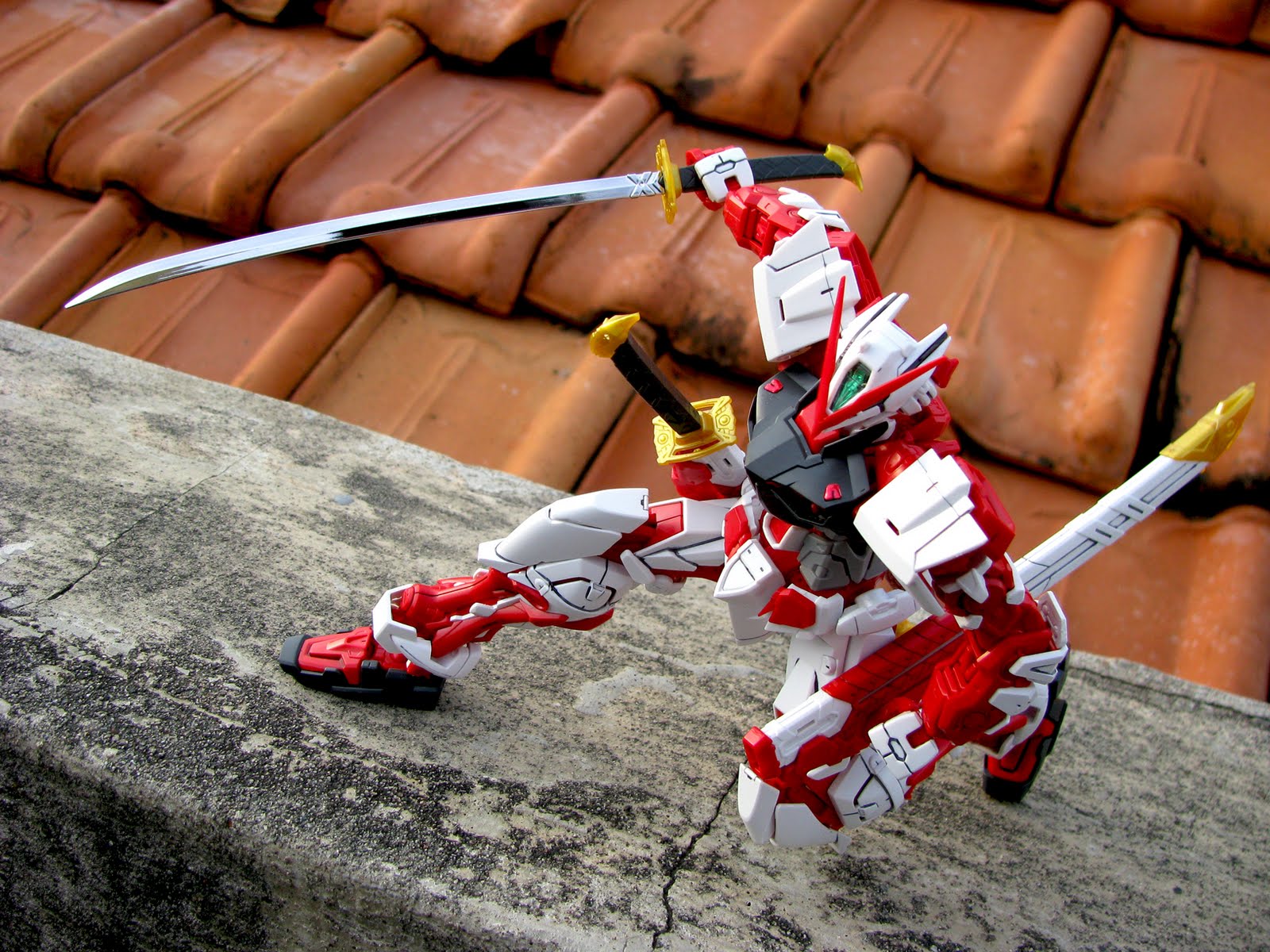 MaftyNavue's Thought: MG Astray Red Frame Kai Straight Build