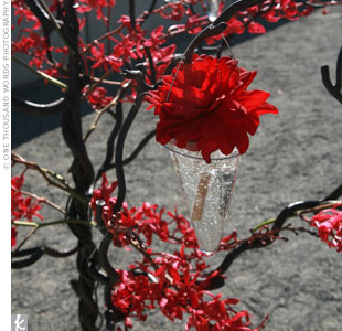 Styling Home: Home Decor Using Wrought Iron Trees