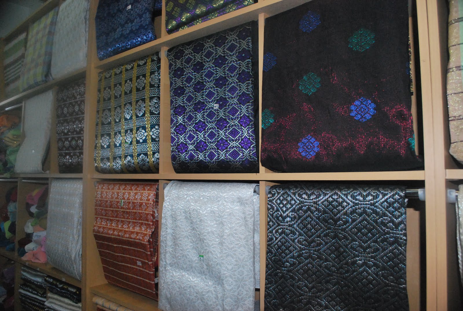 Terengganu's Touristic Appeal: Songket Design in Terengganu: A piece of art