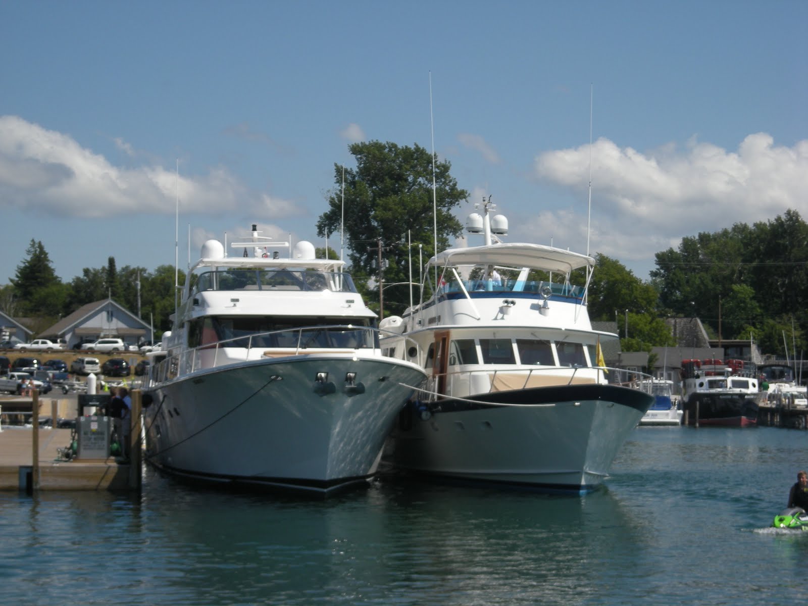 The Emerys - SUMMER OF 2010 ON LAKE MICHIGAN: The Amway Big Boats