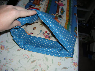 monkey beans: Tutorial: reversible drawstring bag