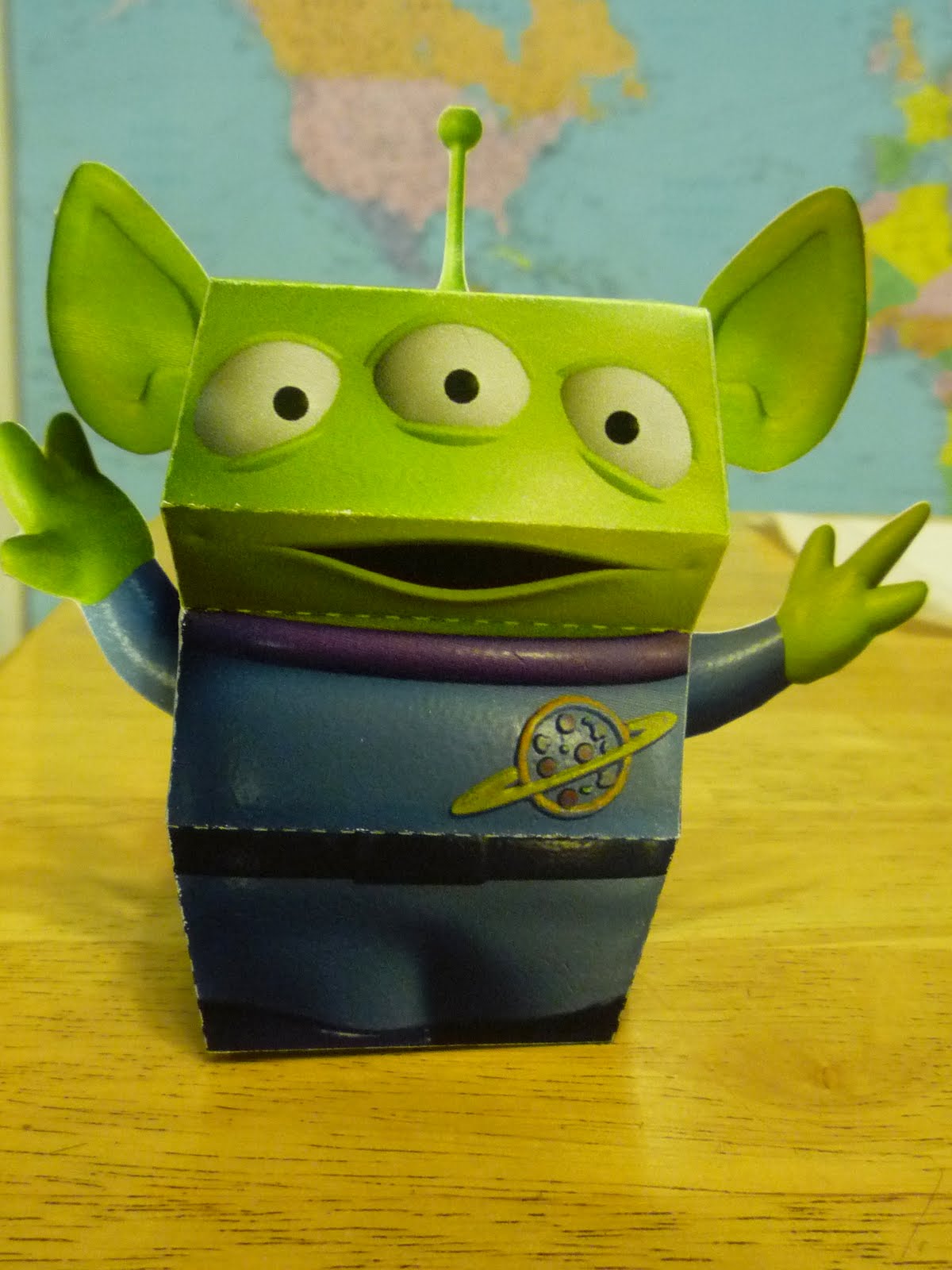Toy Story Alien Paper Craft | Suzie's RAWRS