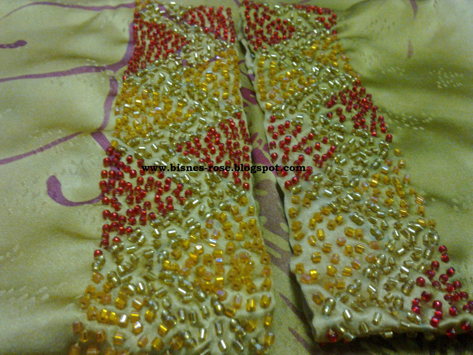 ~ Memori Hidupku ~: Manik