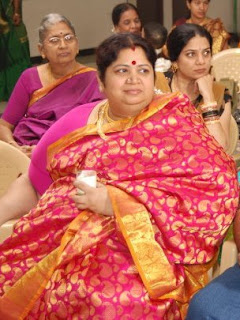 Silambarasan TR : Wishes to MOM