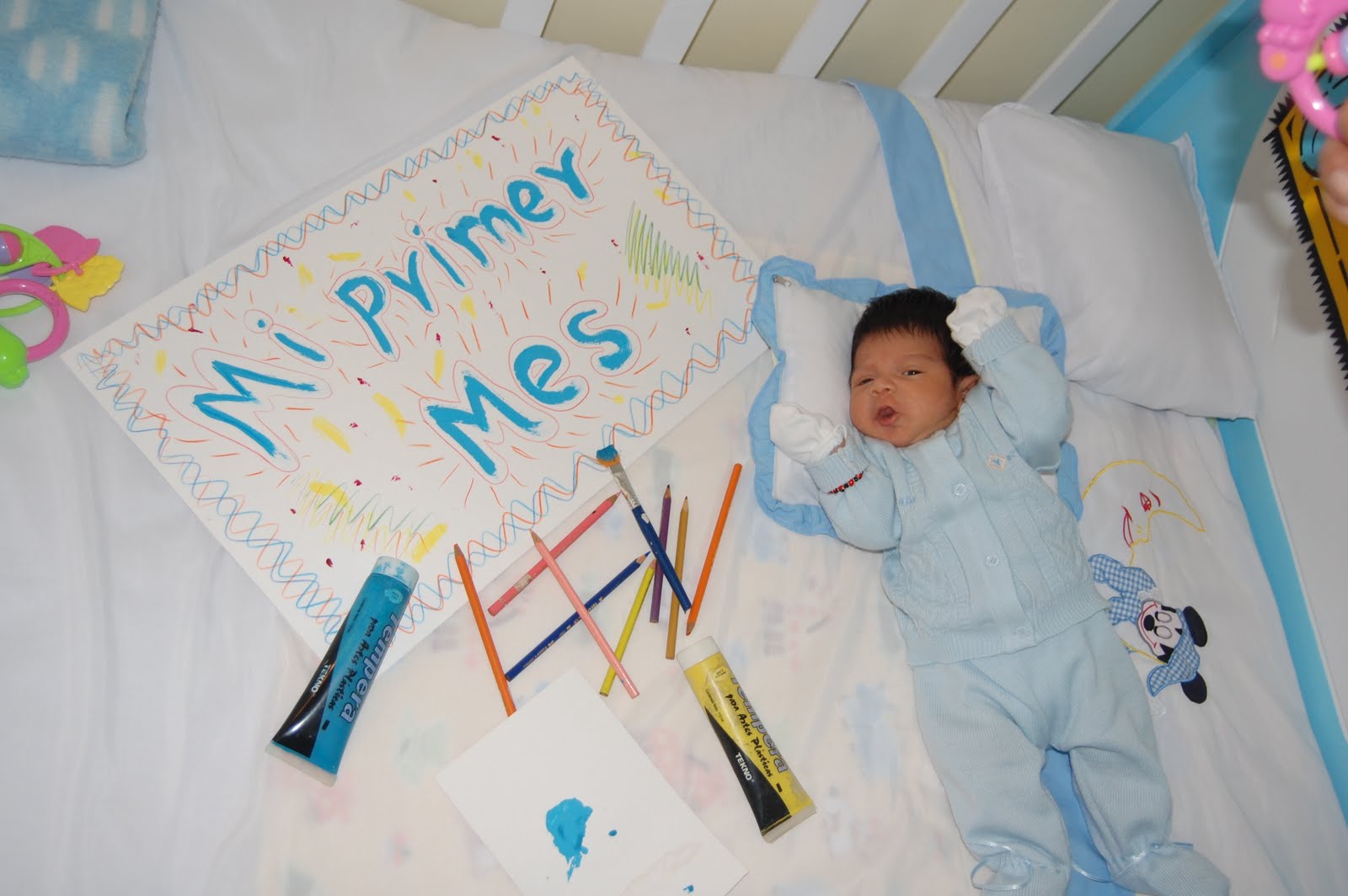 LA LUZ QUE ILUMINO NUESTROS CORAZONES: MI PRIMER MES