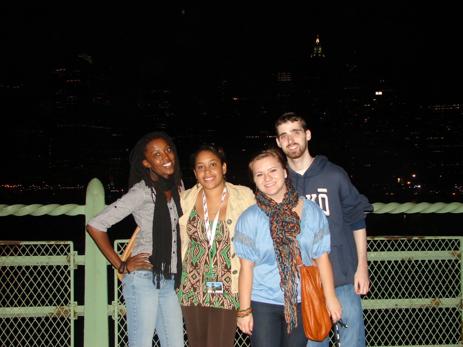 BC Rez Life: Brooklyn College Rez Life Walks the Brooklyn Bridge