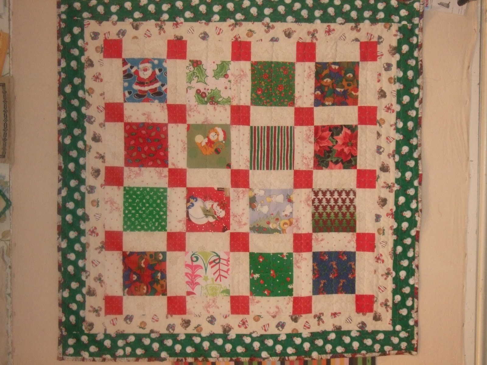O'Quilts: Christmas Disappearing Nine Patch