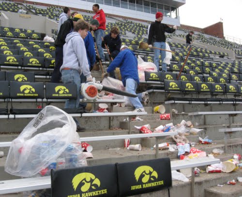 Green Struggles: Kinnick Stadium recycling needs a boost