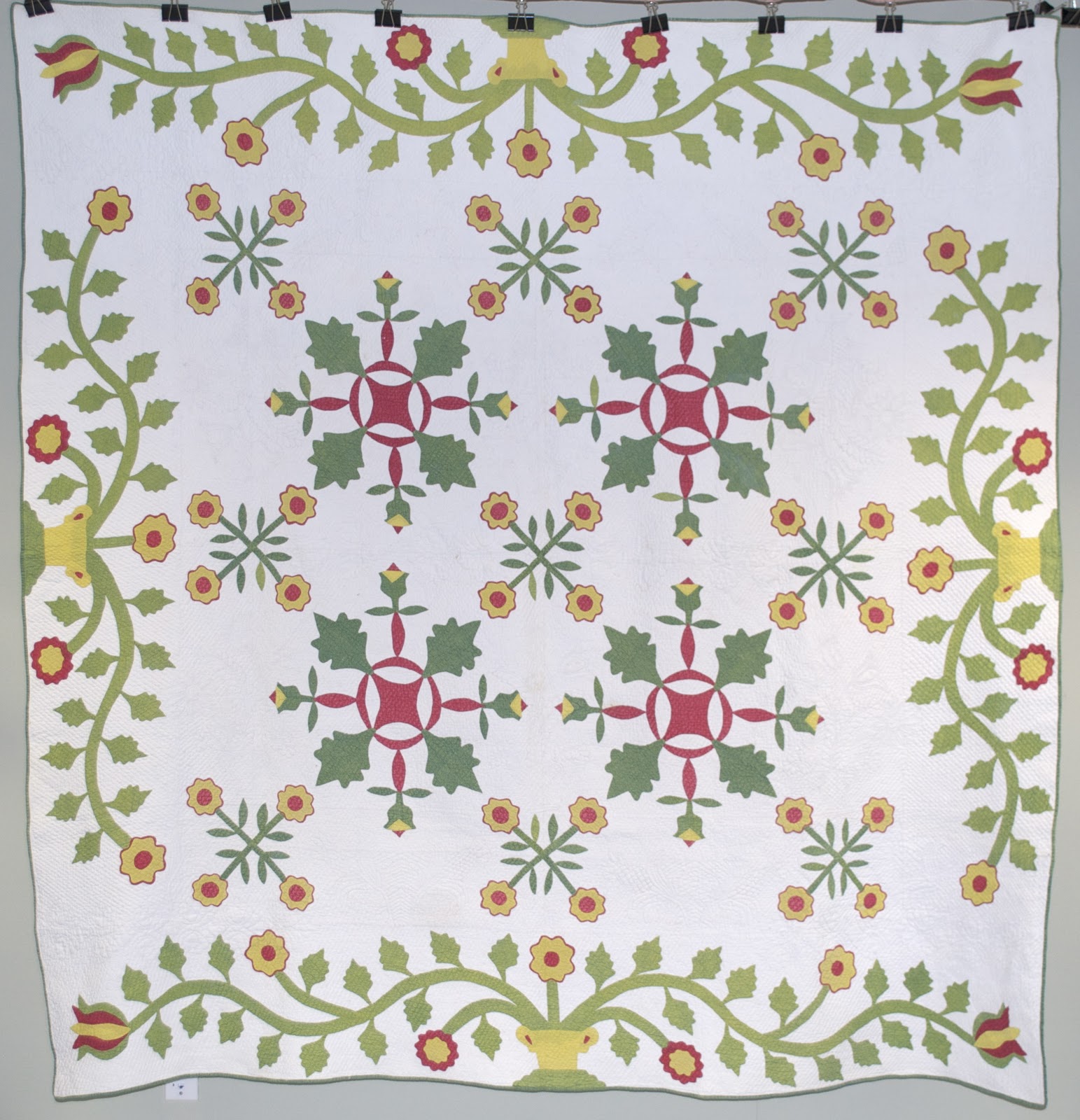Oregon Quilt Project: Red and Green Quilts