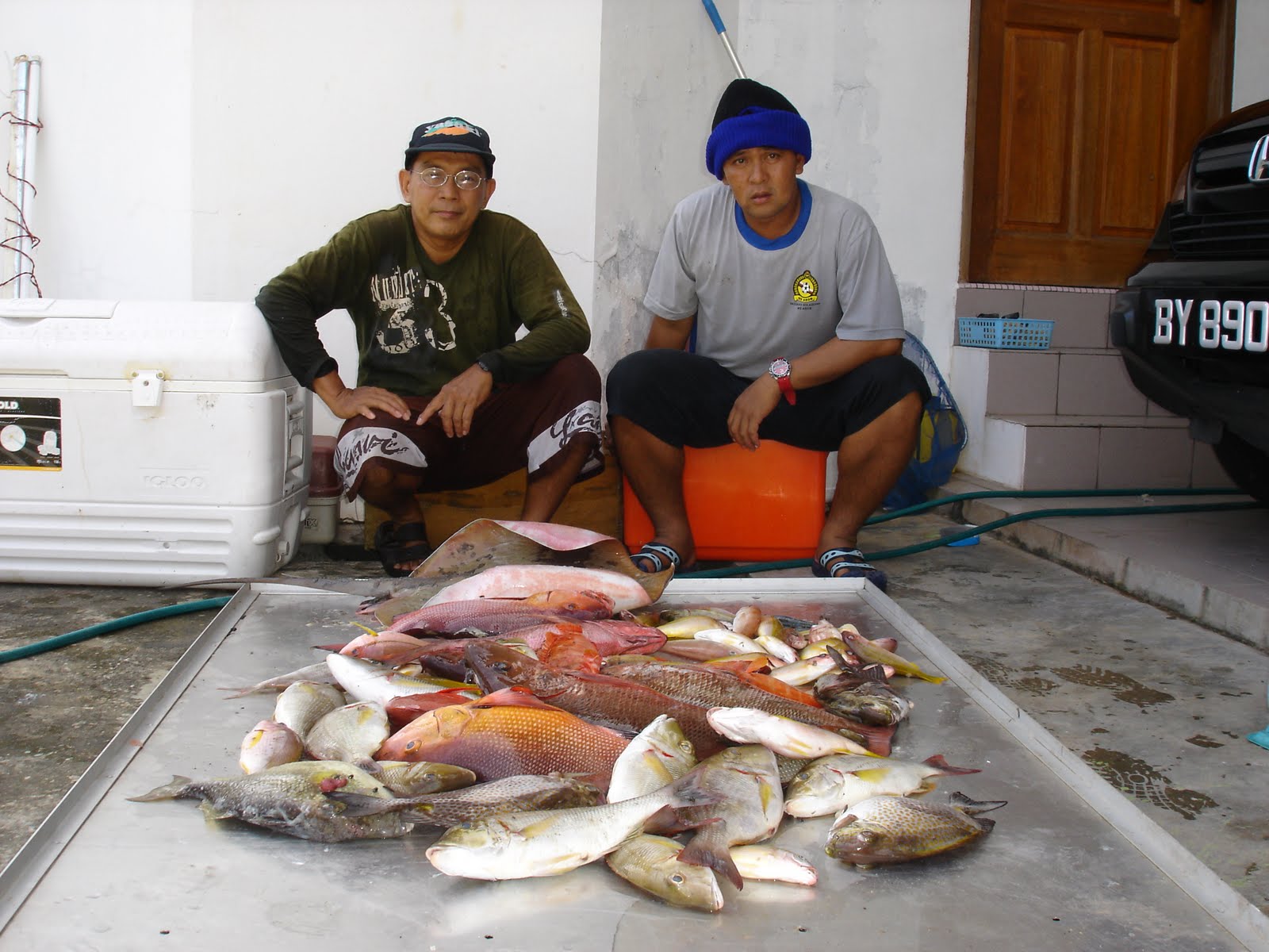 BATMAN RETURNS GO FISHING: Batman return fishing again