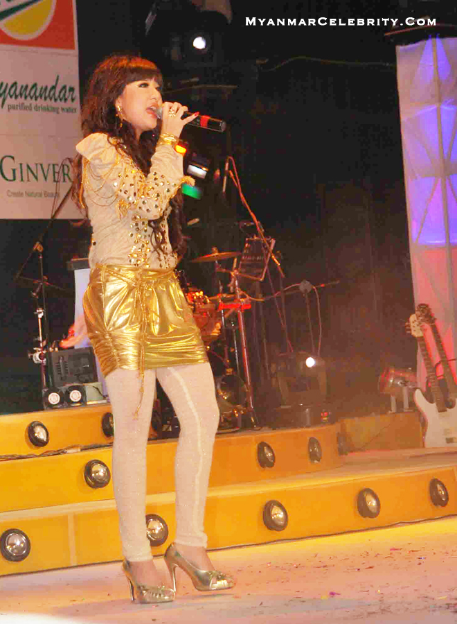 Myanmar Model Girls and Actress Photos: Nan Su Yati Soe with Golden ...
