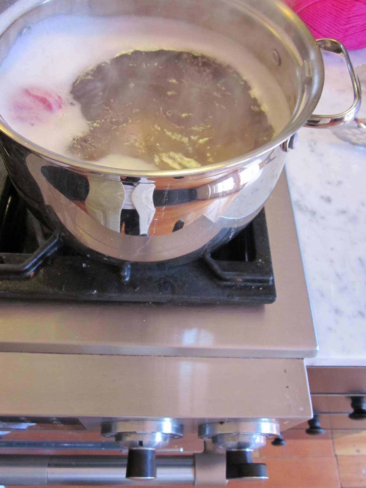 The Modern Cottage Company: Felted Flowers Tutorial