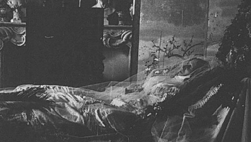 Early Post Mortem Photography: Dead Woman