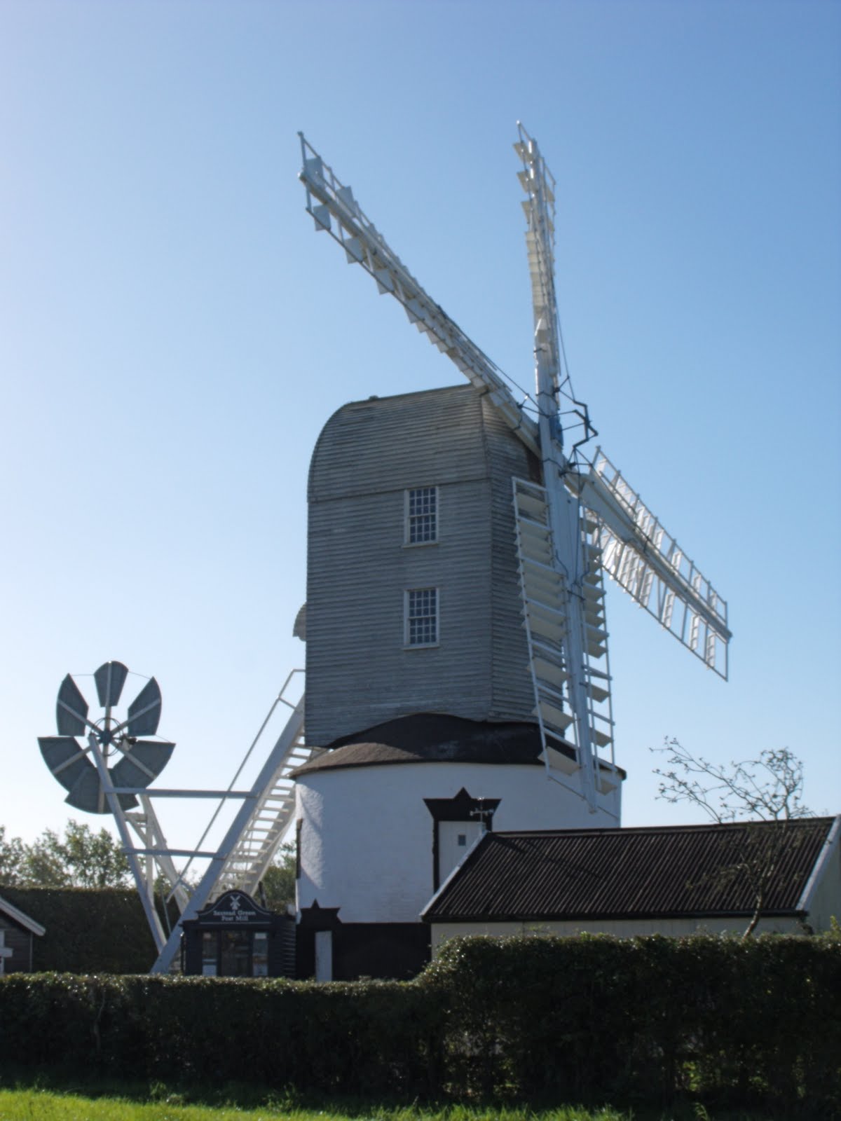 Carrie Etter: Saxtead Green Windmill, Suffolk, 25 October 2010