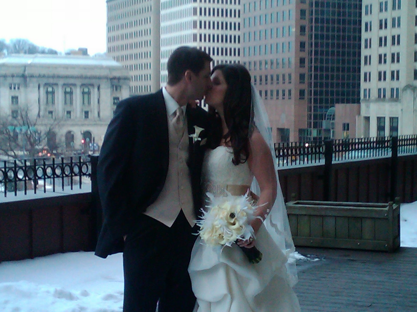 I Do Events: Sneak Peak...Real Wedding - Lauren O'Connell and AJ Snell ...