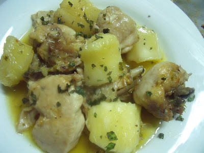 ENCINAS MENU: POLLO CON VERDURITAS Y YUCA AL AROMA DE MENTA FRESCA