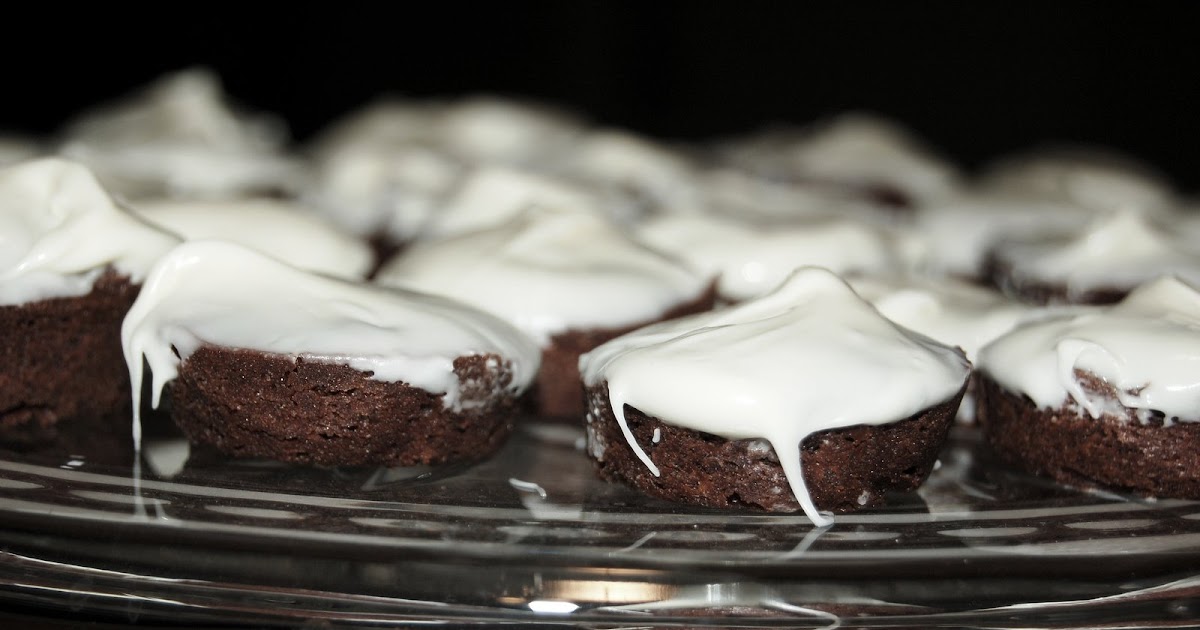 Anne Strawberry: Brownie Buttons by Dorie