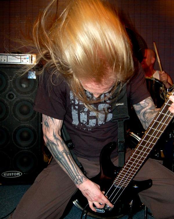 Hazeroth...Rock más allá de nuestras fronteras!: Entrevista con Derek Boyer