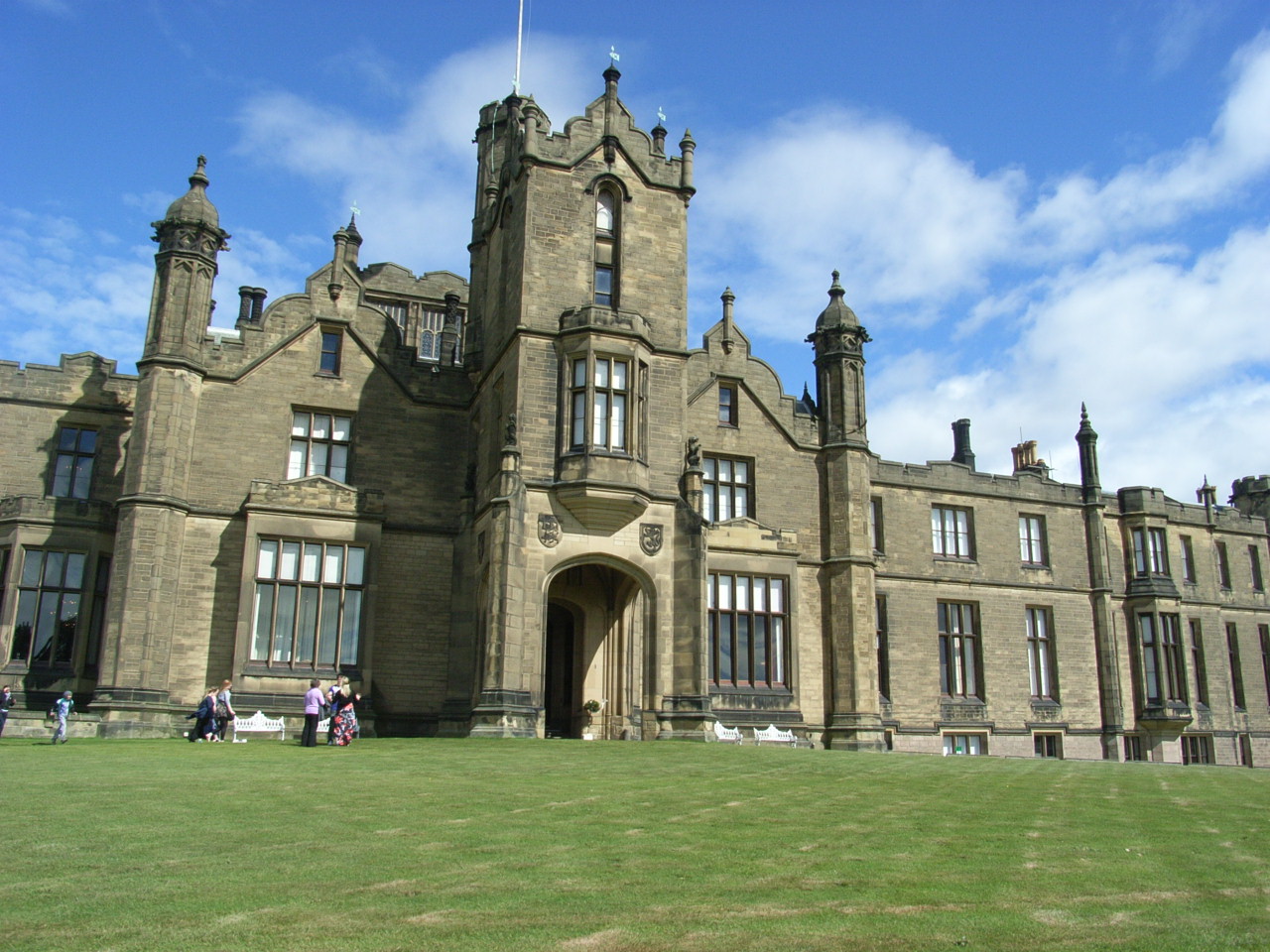 The Not-So-Secret Diary of a Bridezilla!: Allerton castle