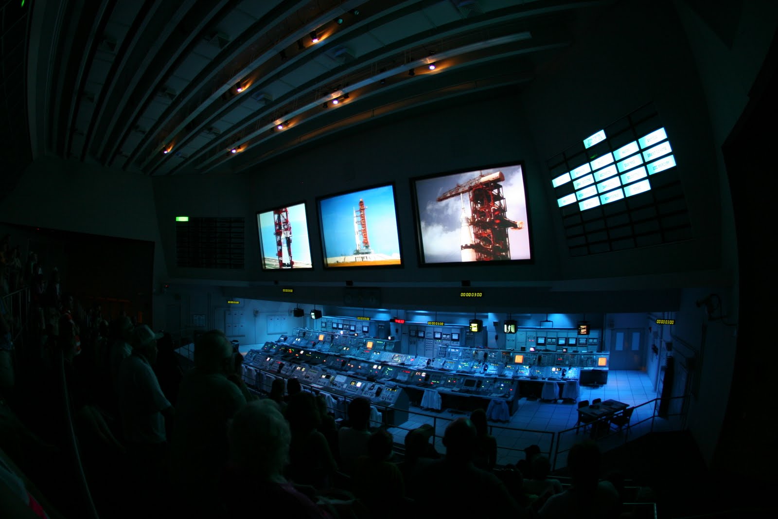 Pictures of my Universe: LC 39 Apollo era Launch Control Center