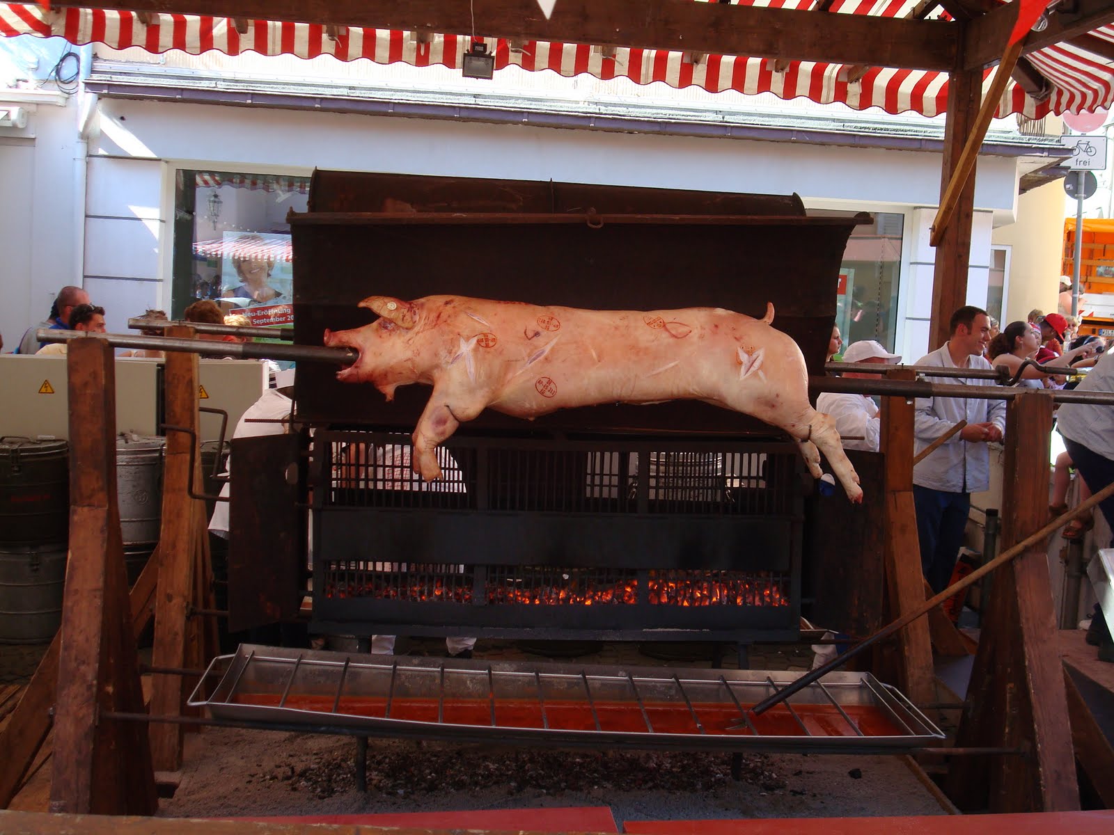 ROWDY IN GERMANY: Wittlich Pig Fest