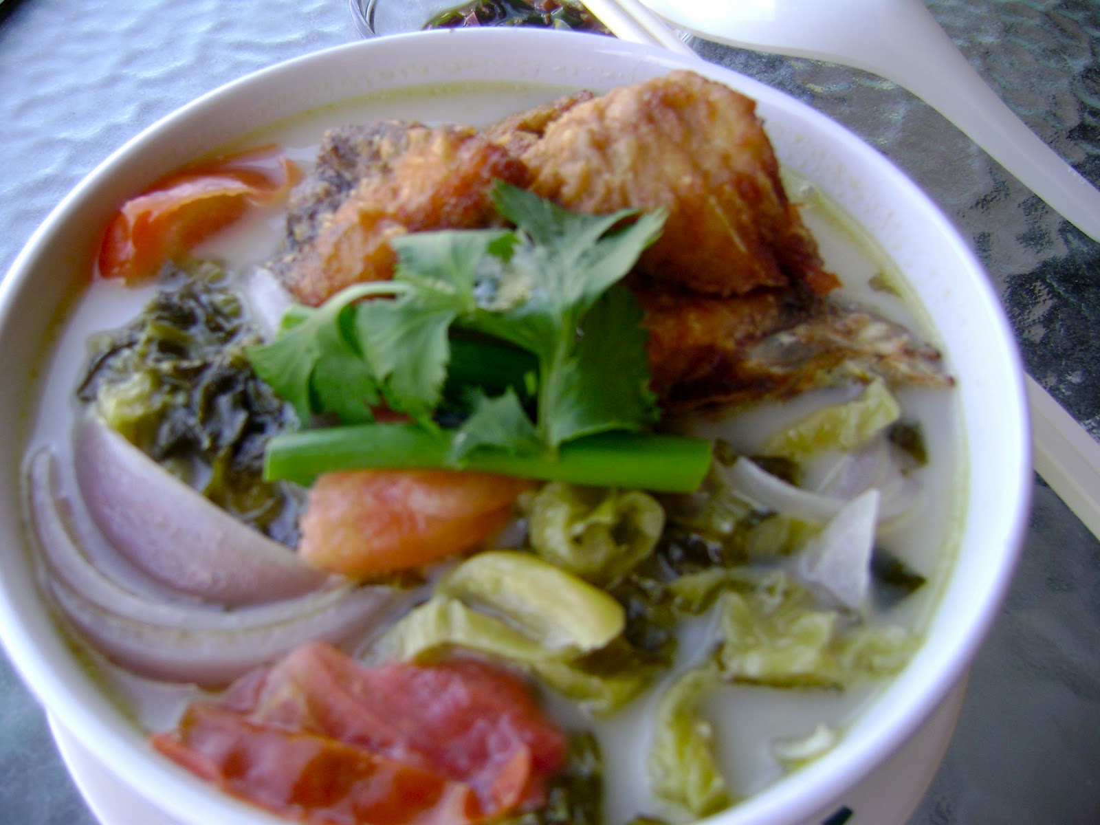 Savories and Sweets by Keyna: Fish Head Noodle (Yu Tao Mai)