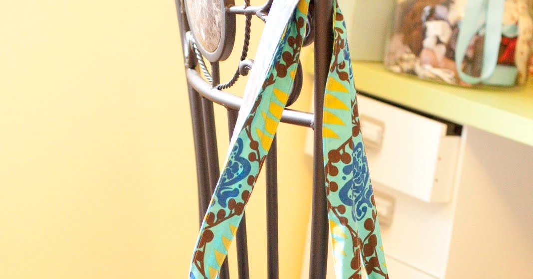 Quaint and Quirky: Multitasker Tote - Anna Maria Horner Pattern