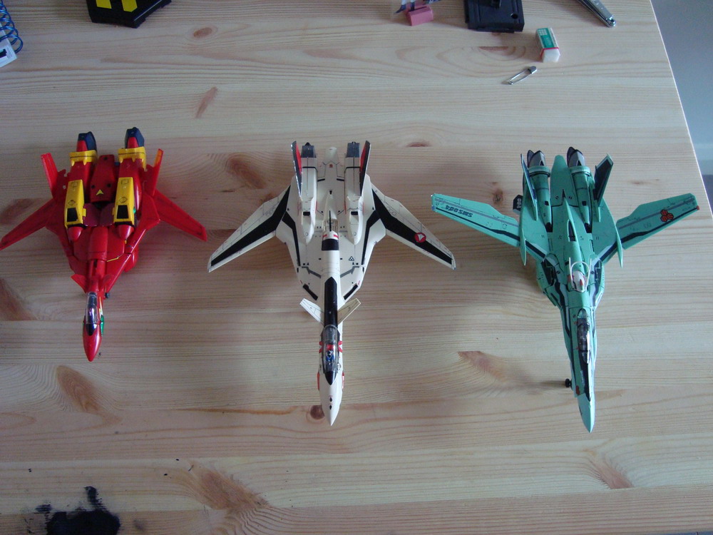 Realm of Darkness: 1/72 YF-19 & YF-21 Review