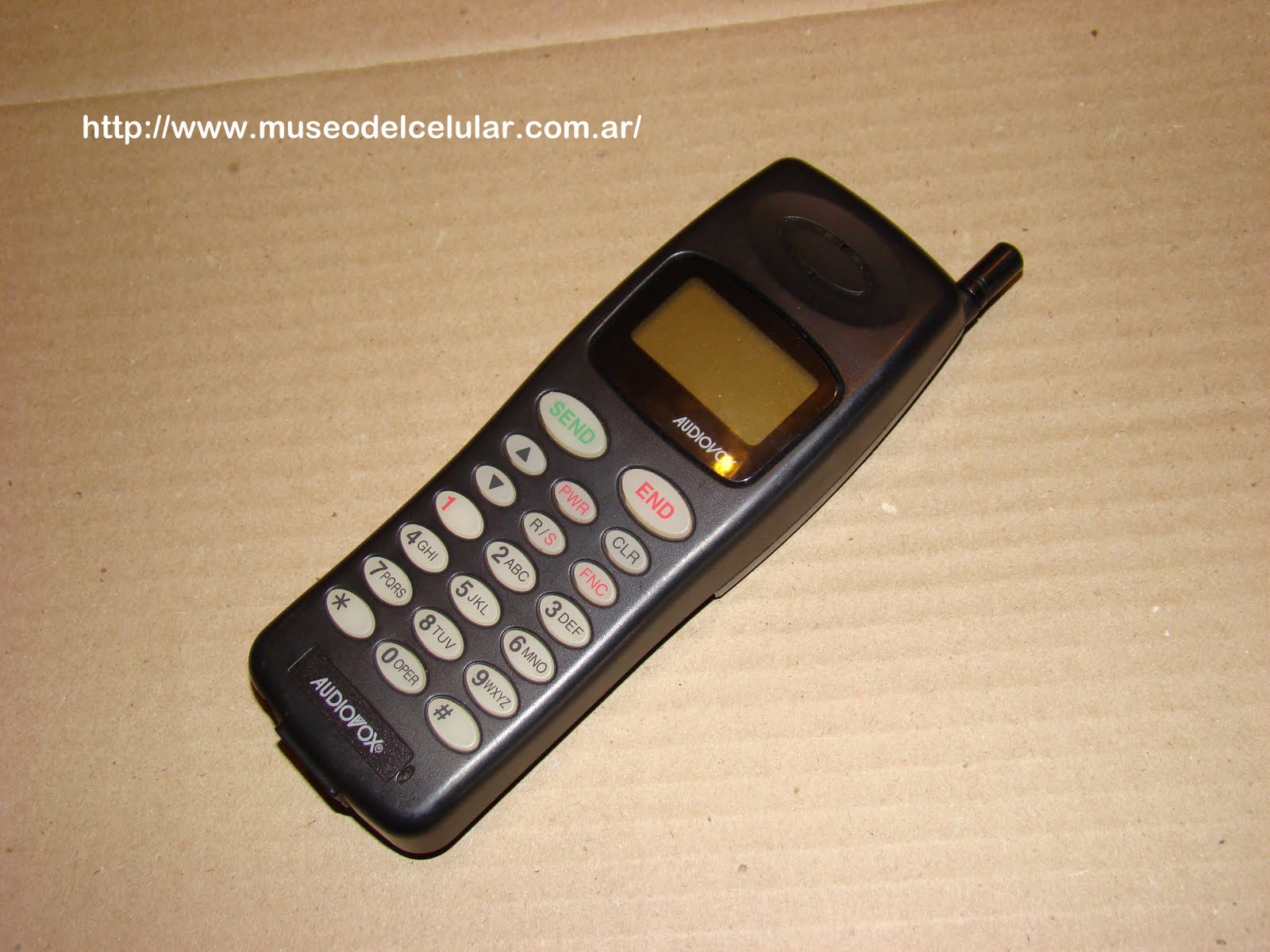 museo del celular duplicados: +006 Audiovox MVX502