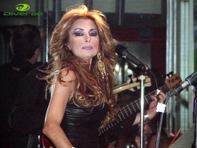 Antonietta cantó y encantó en una noche inolvidable - Diverso Magazine